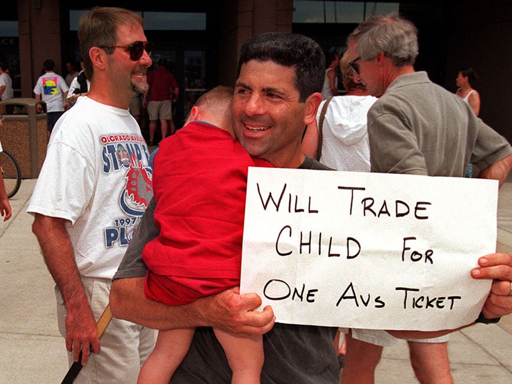 Funniest Fan Signs The Most Hilarious Signs At Sporting Events funniest-fan-signs-the-most-hilarious-signs-at-sporting-events