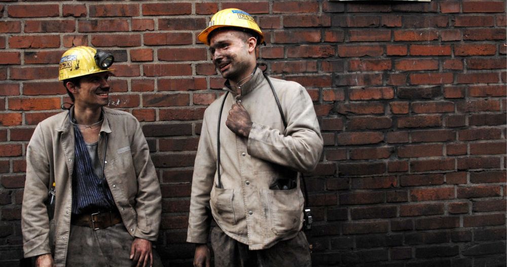 Dying Professions: Avoid These Jobs When You Enter the Workforce