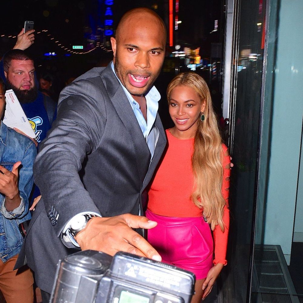 Hollywood’s Biggest Stars And Their Bodyguards - Your Royals