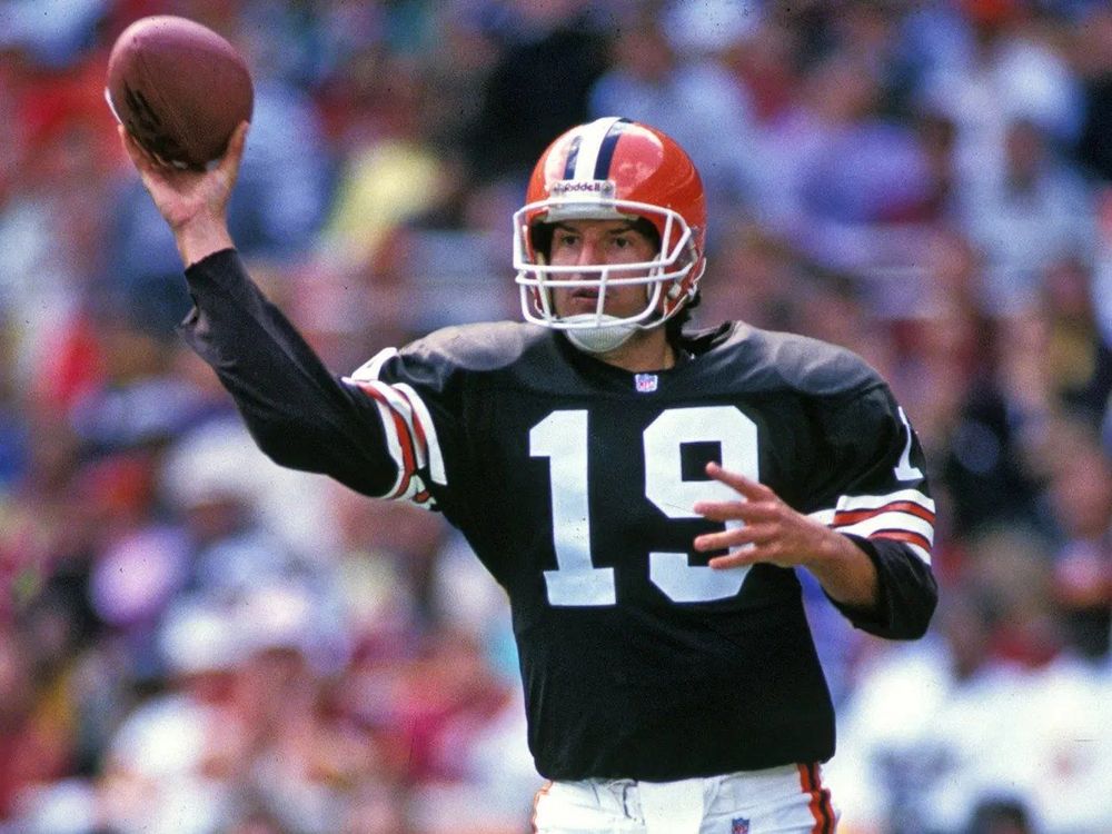 Broke NFL Players Who Lost Everything After Their Playing Days