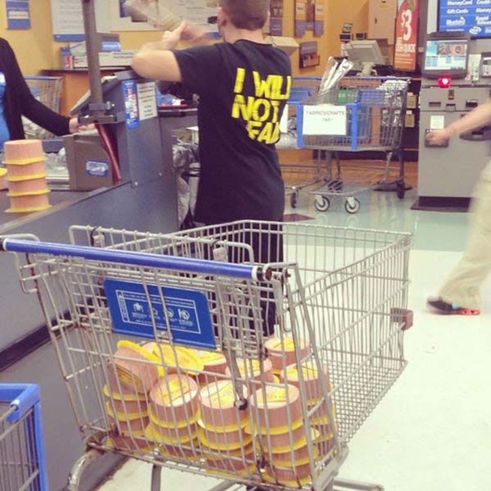 Funny Walmart Shoppers: Pictures Capture Weirdest Customers