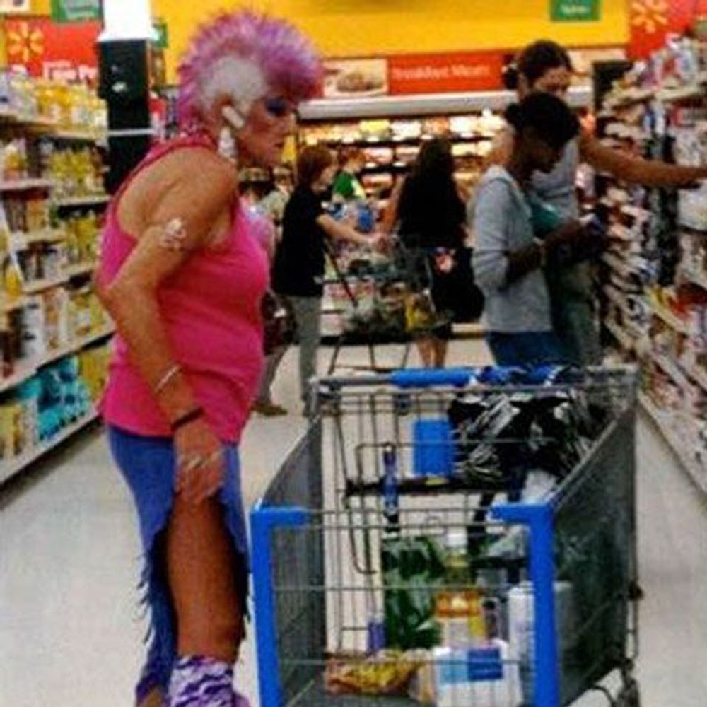 Funny Walmart Shoppers: Pictures Capture Weirdest Customers
