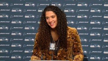Artist Created NFL Football QBs Version As Women