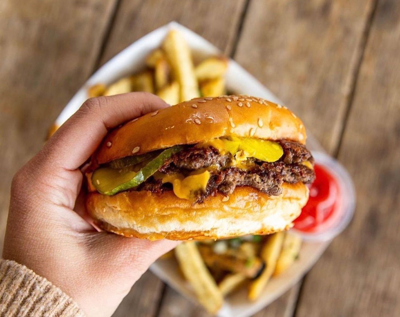 These Burger Joints Will Make The Cross-Country Trip Worth It - Your Royals