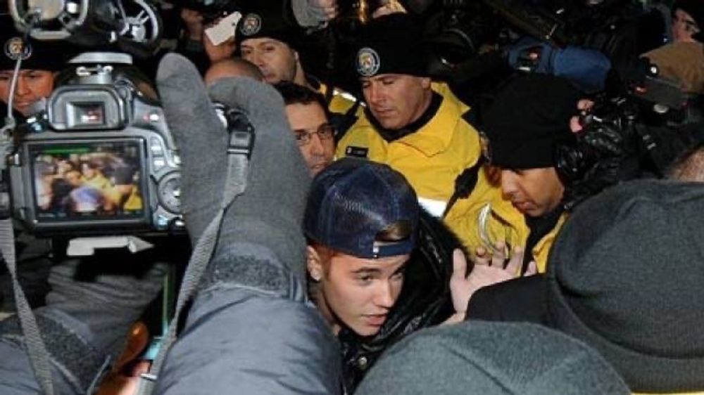 Worst Celebrity Paparazzi Moments - Your Royals