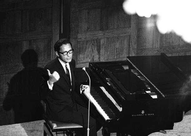 Tom Lehrer, Iconic Satirical Songwriter and Math Professor, Dies at 97
